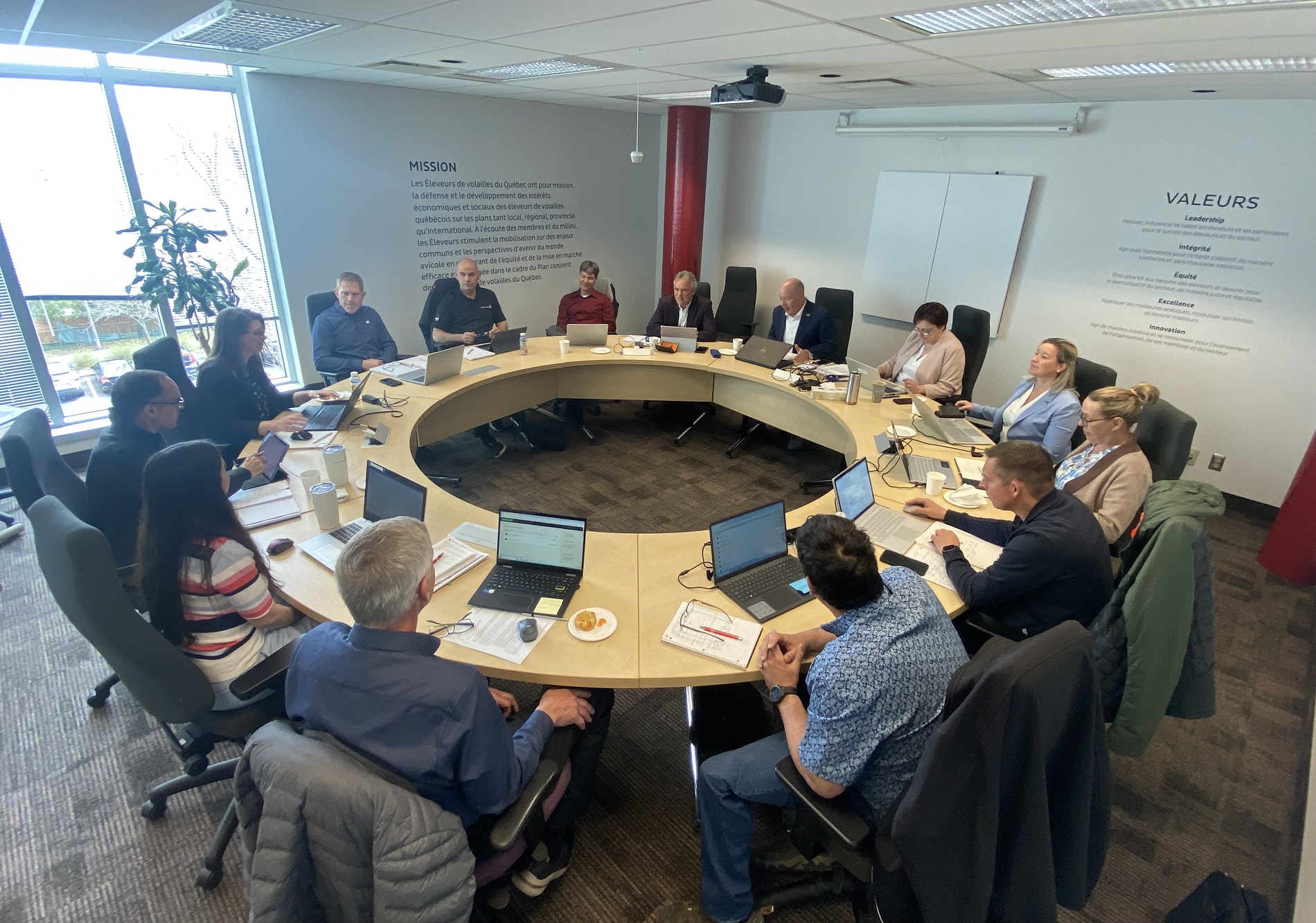 Le conseil d’administration en action! - Les Éleveurs de volailles du ...